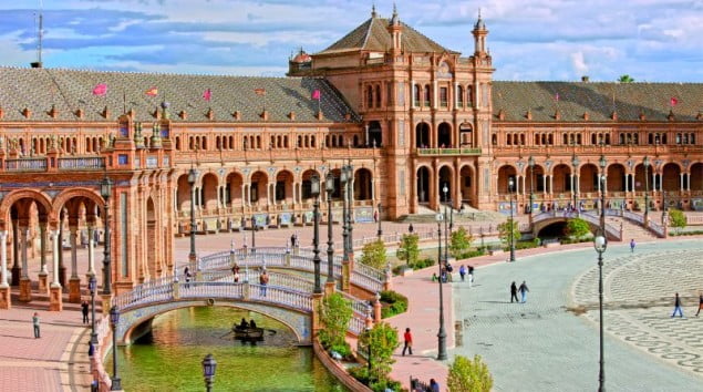 Sewilla przewodnik. Przewodnik po Sewilli, co warto zobaczyć
